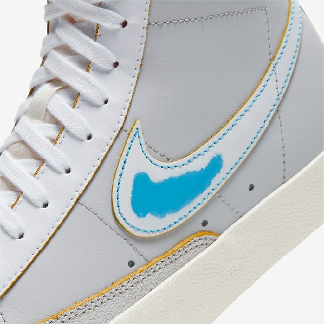 Nike Blazer Mid 77 scratch logo pioneer retro high-top sneakers DC5203-100