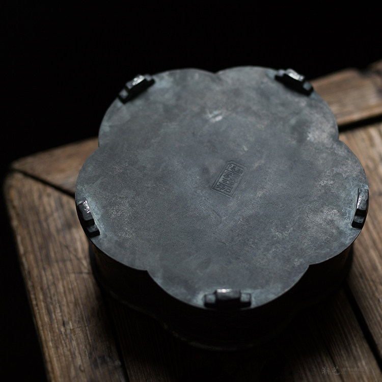 Hand-Carved Tin Tea Plate and Pot Set for Traditional Tea Ceremonies