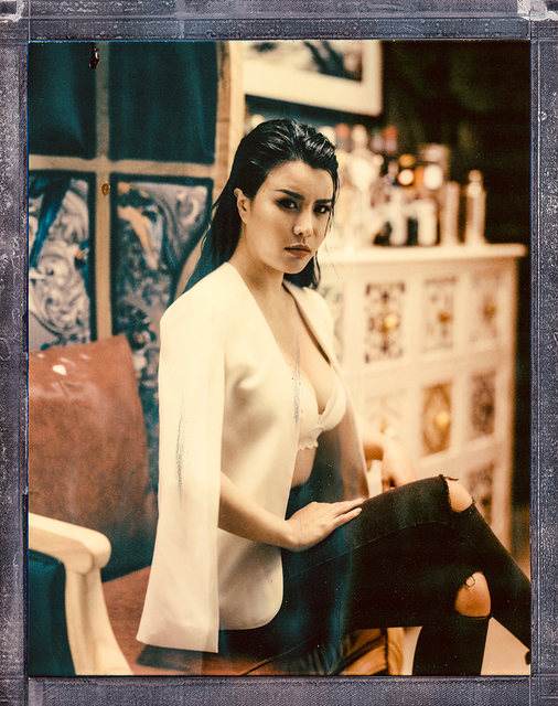 Shooting the 4X5 -inch large format fashion studio portrait portrait ...