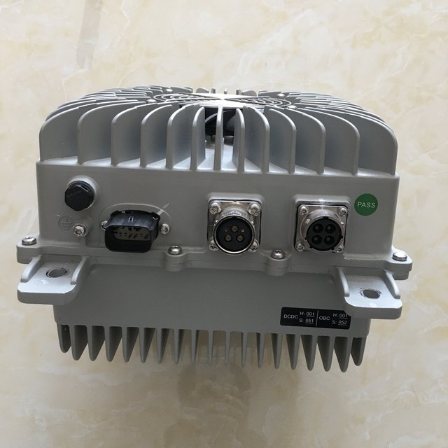 Beidou Star EV2 BAIC EC180 new energy vehicle charger DCDC two-in-one car charger has a 1-year ...