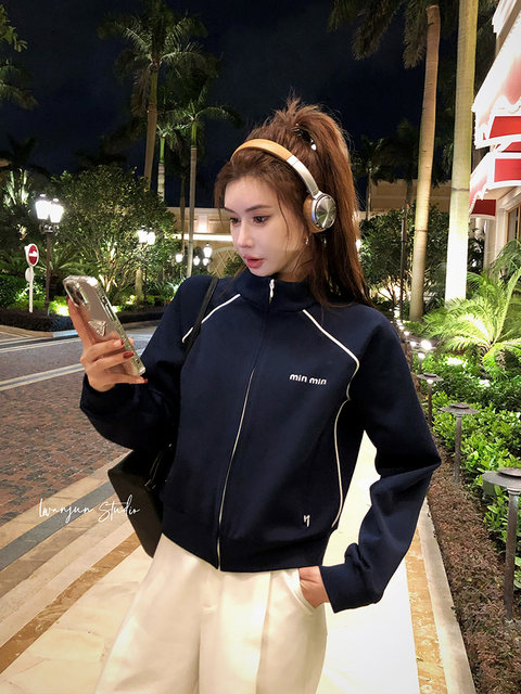 Li Wanjun Academy style retro sports jacket for women autumn 2024 new ...