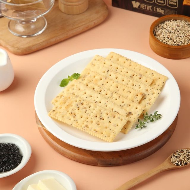 Sams Club Purchasing Sams Black Truffle Ham Soda Biscuits Snacks 116kg