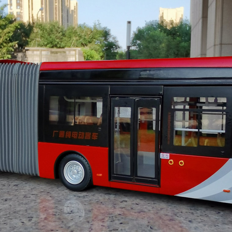 Original factory 1:43 Beijing bus No. 1 Yinlong articulated bus model ...
