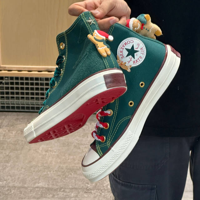 CONVERSE Converse 1970S Christmas Gingerbread Man Reindeer Doll High ...