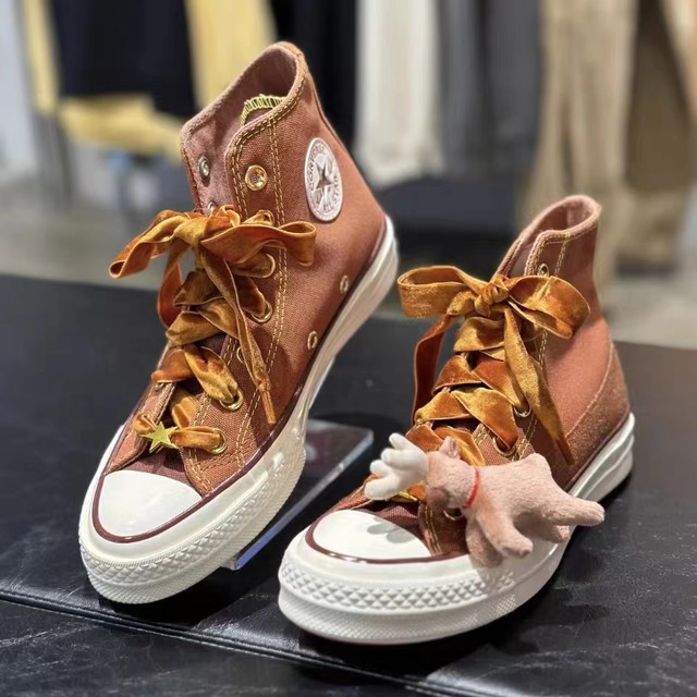 CONVERSE Converse 1970S Christmas Gingerbread Man Reindeer Doll High ...