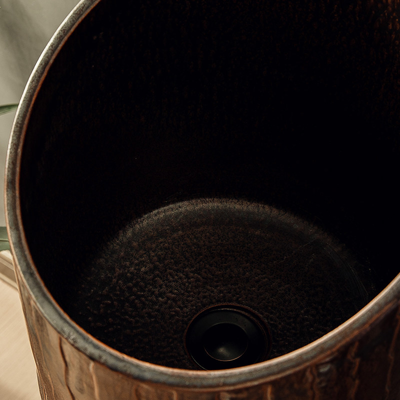 Retro Large Column Basin for Outdoor Gardens and Courtyards