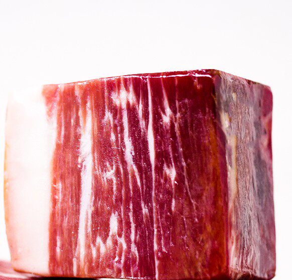 One kilogram of Yunnan specialty Xuanwei native pig ham