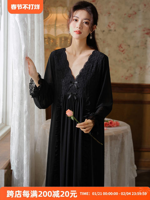 French palace style sexy lace pajamas, feminine pure lust style long ...