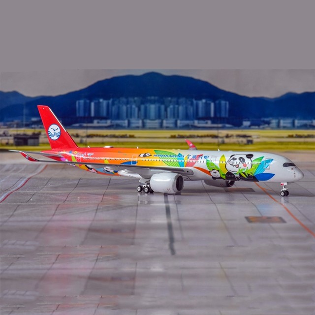 Civil Aviation Sichuan Airlines Panda Cartoon Airliner Metal A350 ...