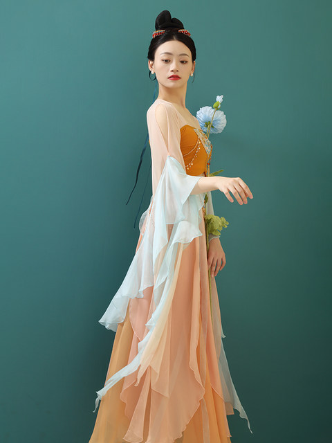 GSAK Dunhuang Feitian Improved Hanfu Contrasted Colors and Chest Fake ...