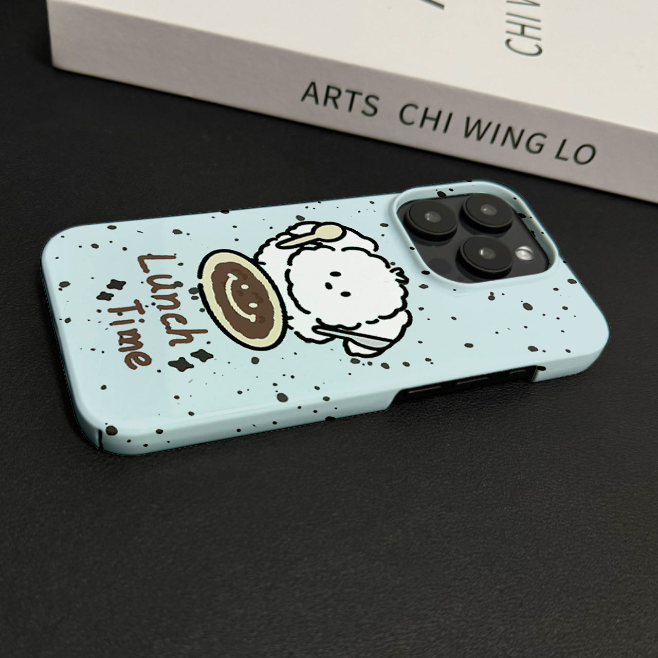 The dog eating lunch is suitable for iPhone 16 promax mobile phone case, high-end Apple 15 soft ...