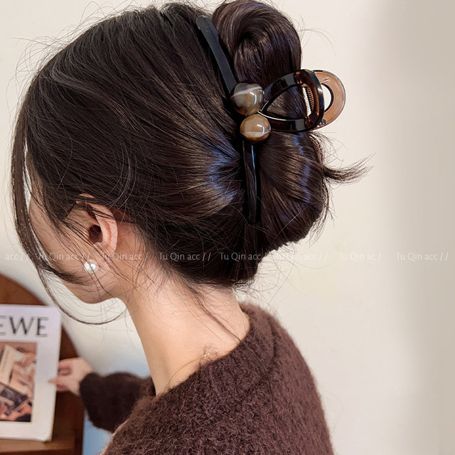 High-end acrylic gripping clip temperament hair clip for the back of ...