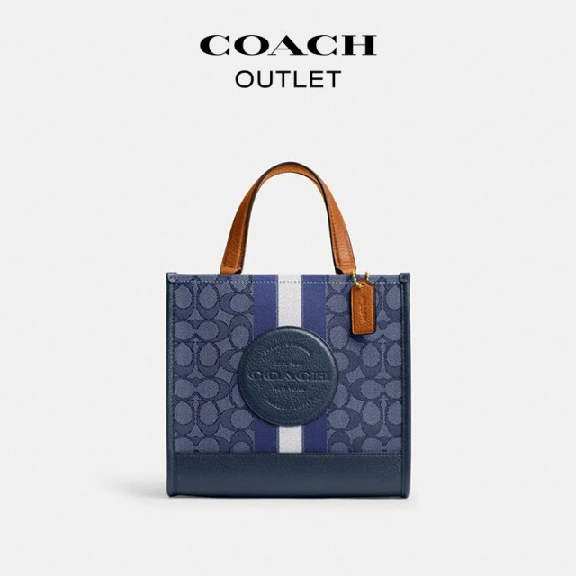 COACH Outlet Women's Coach Patchwork Dempsey No. 22 Tote Bag Large ...