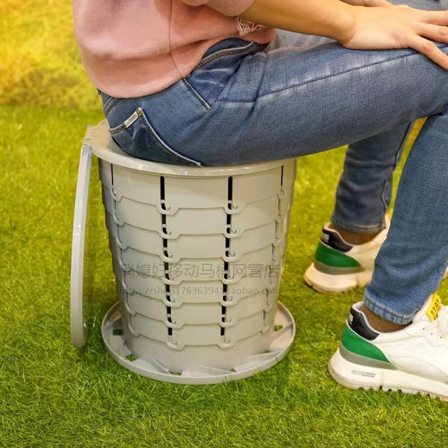 Portable vehicle-mounted outdoor toilet emergency mobile toilet camping ...