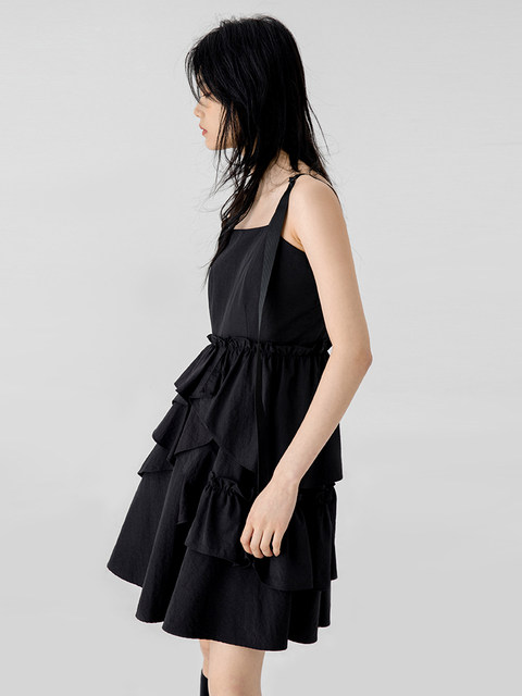 Sliced Gravity strap dress for women original chic, beautiful sweet and cool little black skirt ...