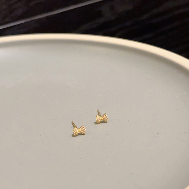 DoRa2024 new mini small and exquisite bow earrings, beautiful ...