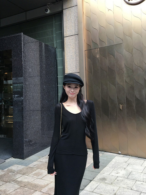 Yellow and bright Elovey basic style versatile long sleeve round V-neck ...