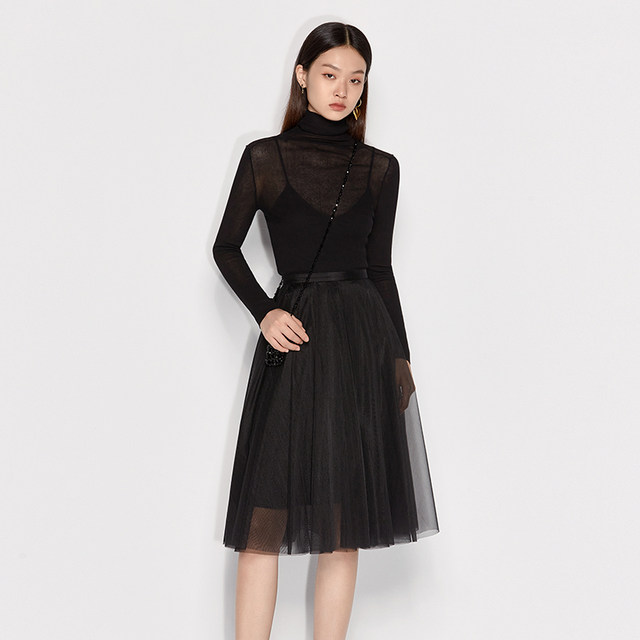 ochirly Ou Shili Qiu assembled shoulder bag sweater skirt suit 1WH1155710