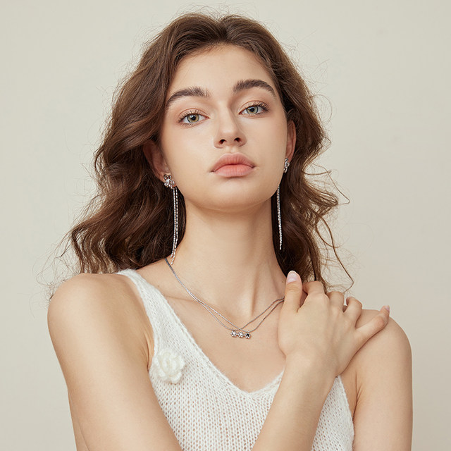 ARSIS rich three-dimensional three-flower stacked chain French ...