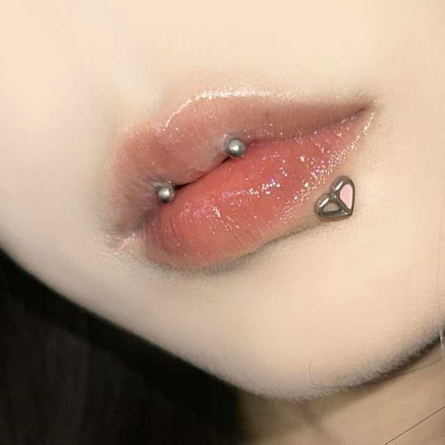 Raccon Half-Piercing Titanium Steel Lip Stud Internal Thread Heart Cute ...