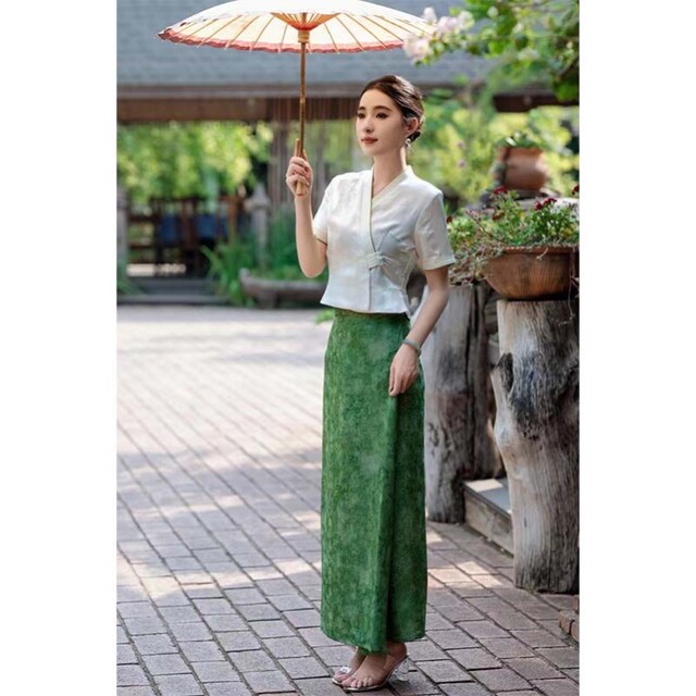 Dai clothing female internet celebrity same style Dai suit Yunnan Thai ...