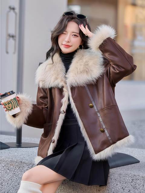 Xiangfeng Down Jacket Women 2024 Winter New Style Fox Fur Super Nice ...