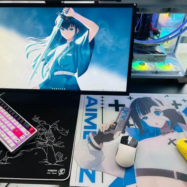 Pulsar/aimerz sends the same limited edition glass mouse pad to eat ...