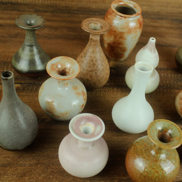 Retro Chinese -style small flower bottle tea table Coarse pottery mini ...