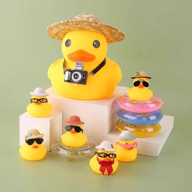 Milk tea shop gift No. 8 duck accessories colorful duck lemon LIN ...