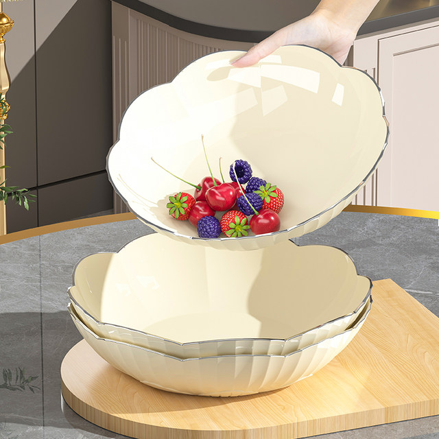 Light luxury fruit plate, home living room, cream style snack melon ...