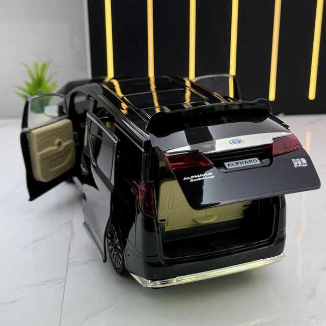Tide Play Alloy Model 1:24 Toyota Elfa Lighting Sound Sound Power Open ...