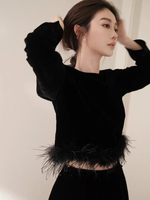 A complete set of ootd outfits, rich style, furry hem, short, slim ...
