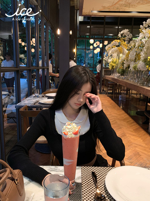 Aiceofvale Contrast color fake two-piece knitted top to cover the ...