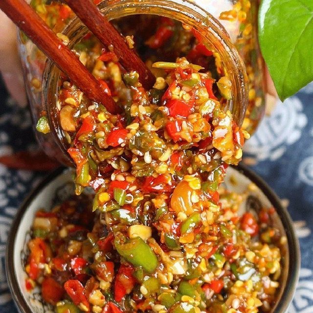 Hunan spicy chopped chili sauce, homemade rice sauce, garlic double ...