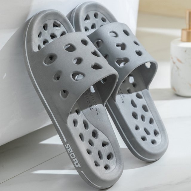 Large size 4647 slippers for men in summer 2025 new style non-slip leak ...