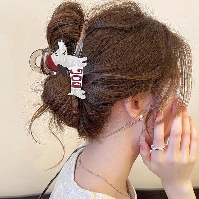 Cute cute puppy catching clip for women, high-end 2024 new gray shark ...