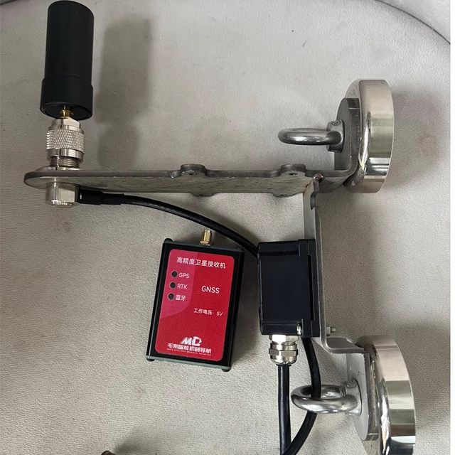 Mao test RTK excavator auxiliary finding instrument, measure the line ...