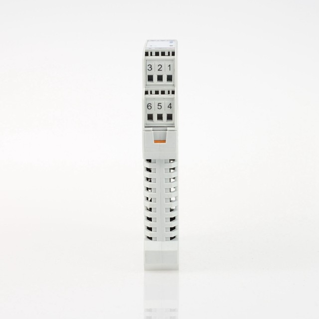 Shanghai Chenzhu Instrument CZ3035 analog input 1 in and 2 out signal isolator 4-20mA ...