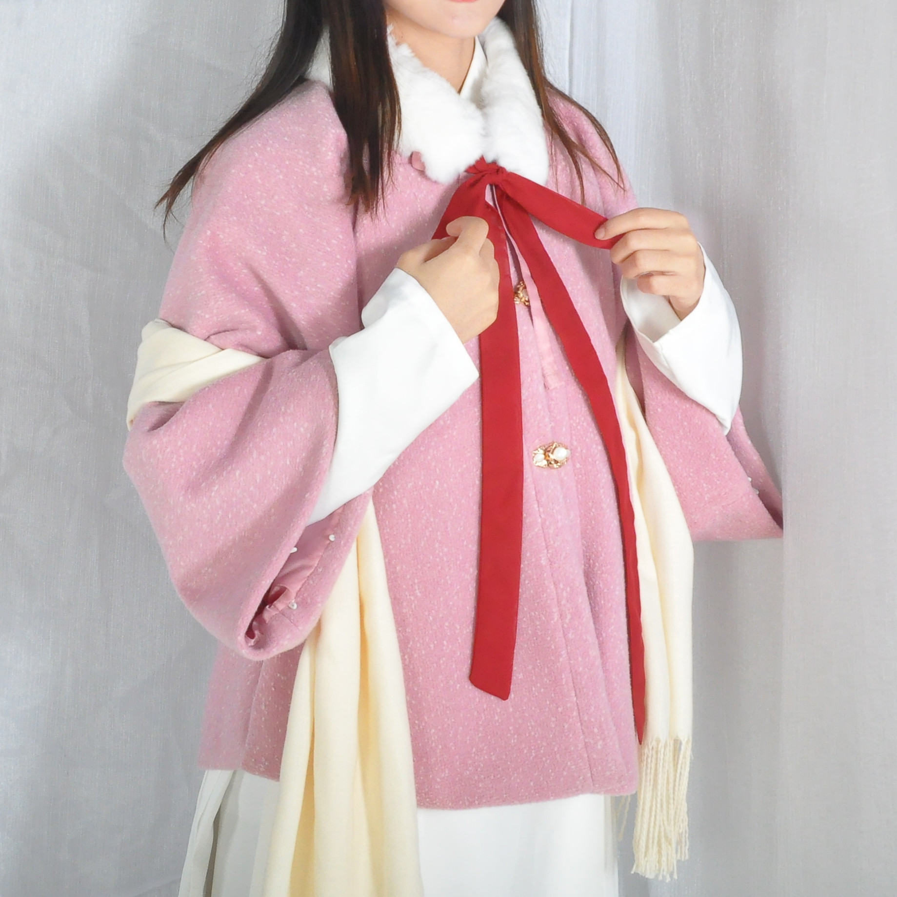 Clearance of Hanfu New Year spot wool gold wire square collar half ...