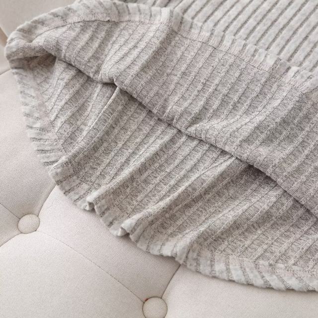 Spring and Autumn Korean version of the new bottom shirt 200jin [Jin is ...