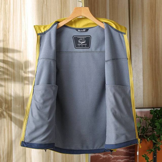 Soft shell plus velvet men's vest autumn and winter outdoor stand-up ...