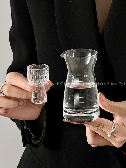 Fun dish high -footed vertical glass white wine glass set Xiaojiu glass ...