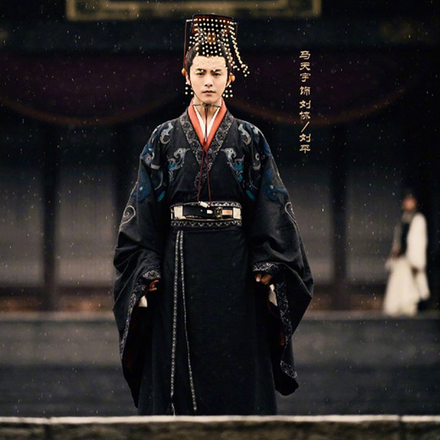 Film and television costumes Three Kingdoms confidential costumes of the same style of men's ...