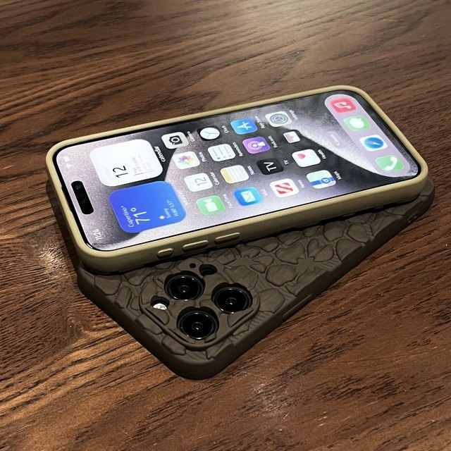 Apple 15 mobile phone case Medela three-dimensional petals iphone 14 ...