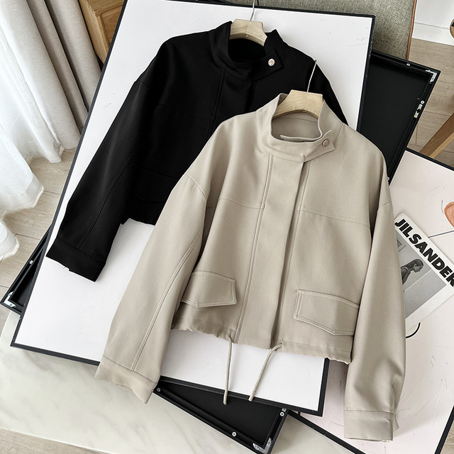 A classy feeling! New autumn style loose and lazy style commuter style ...