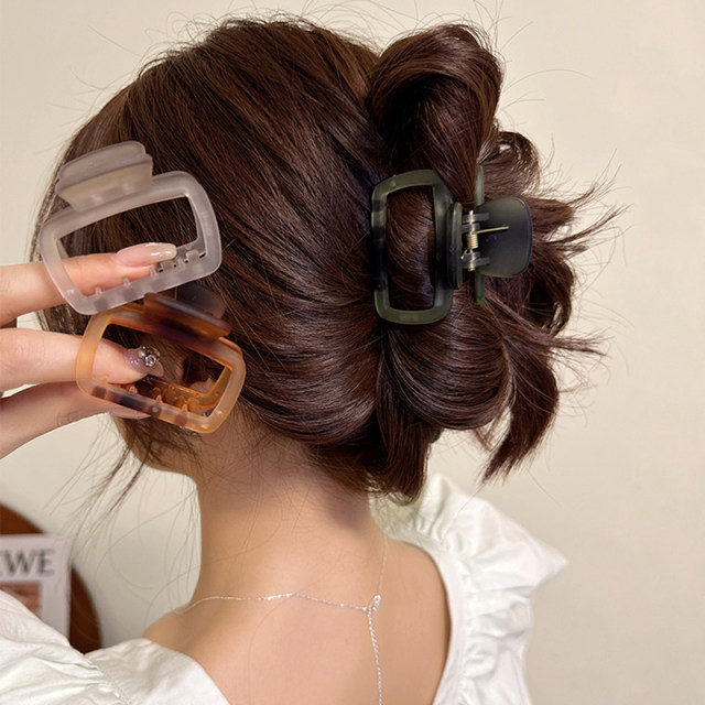 Translucent square grabber small hairpin with small hair volume and ...
