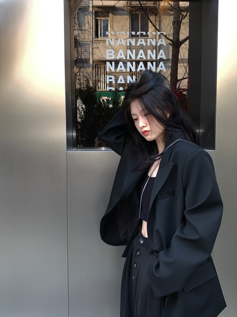 LXLILIUM slit design on both sides is basic exquisite lining white ...