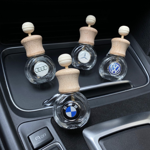 Vehicle marking perfume bottle aromatherapy bottle essential oil ...
