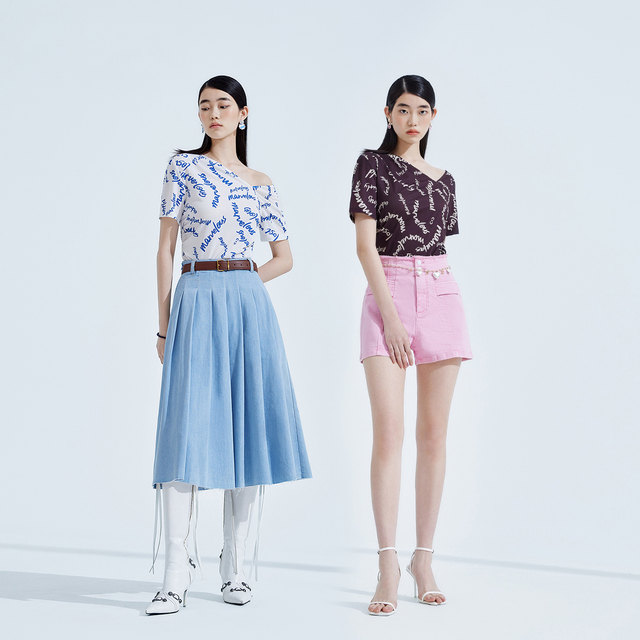 ochirly Ou Shili oblique off-shoulder printed short-sleeved T-shirt ...