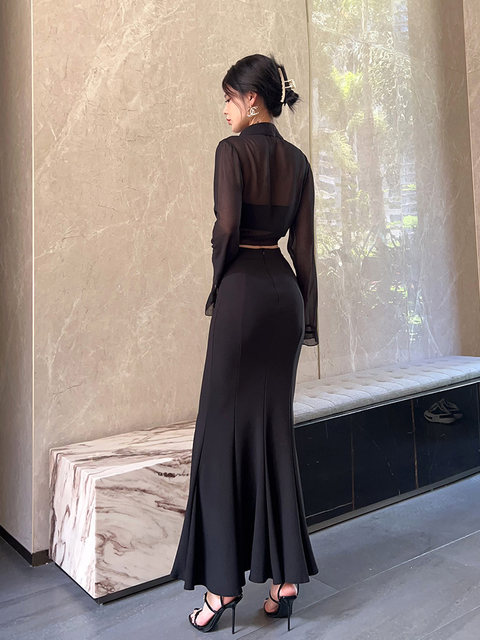 Yang Yang black long fishtail skirt women's autumn high waist and thin ...